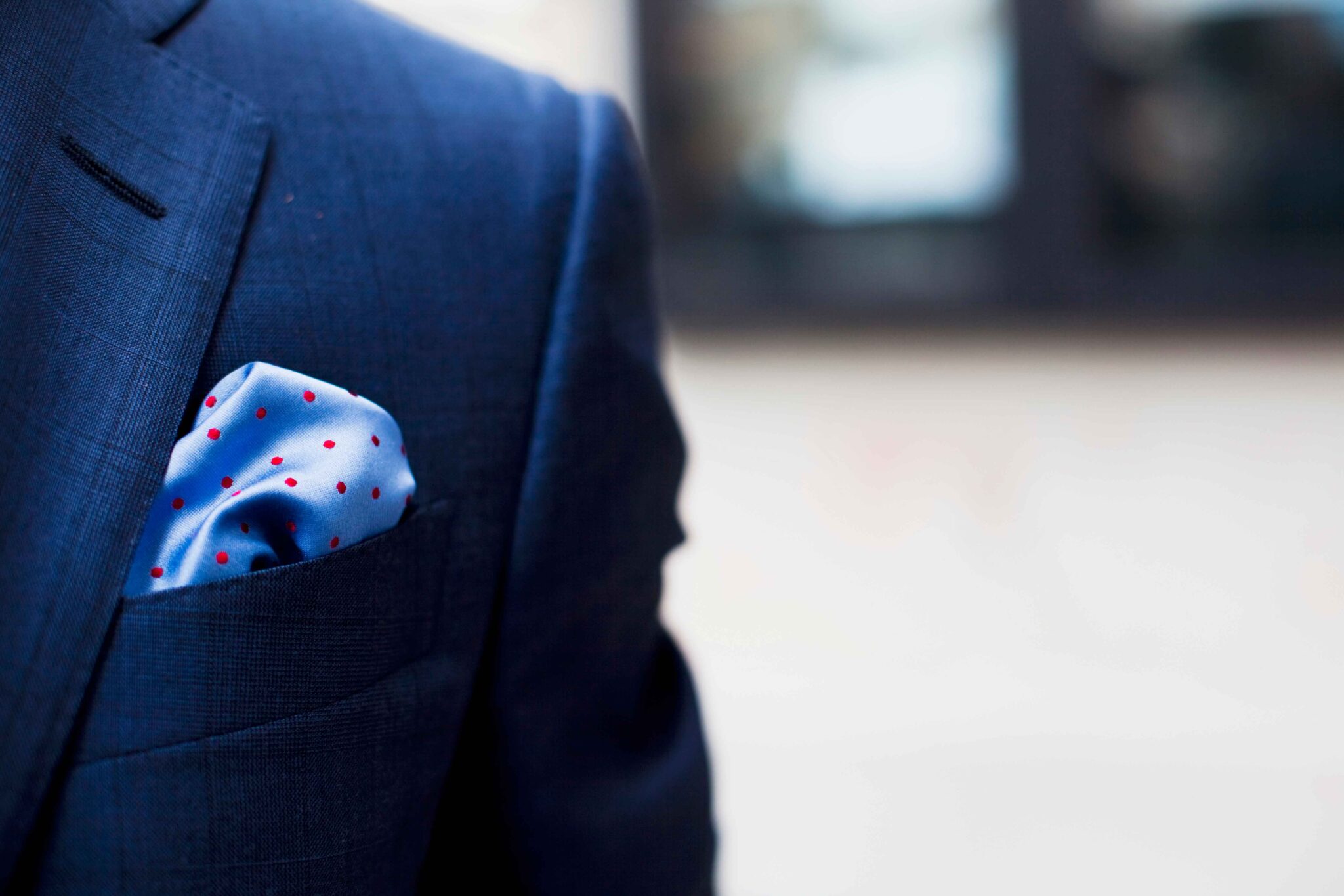 Men's pocket squares: how to choose and match the pocket handkerchief